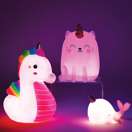 Clothing, Bags & Gifts for Tweens | Iscream